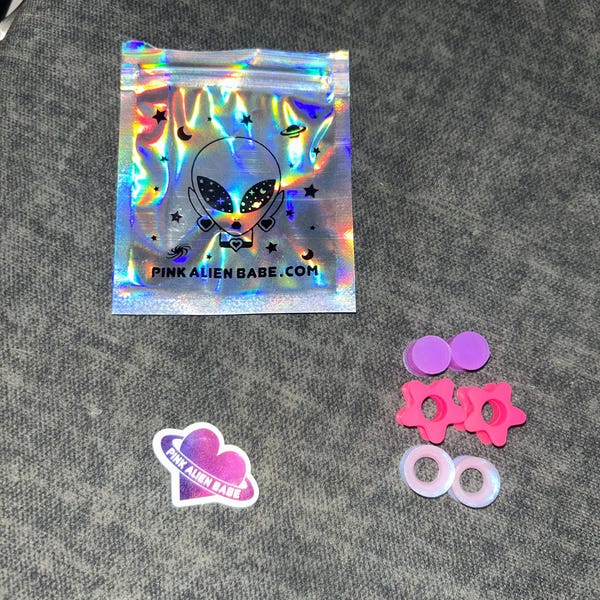 White Alien Dropz Teardrop Ear Plugs Gauges Tunnels Soft Silicone ...