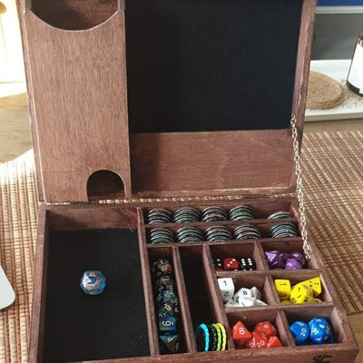 D&D, Dungeons and Dragons Dice Tower Travel Box - Etsy