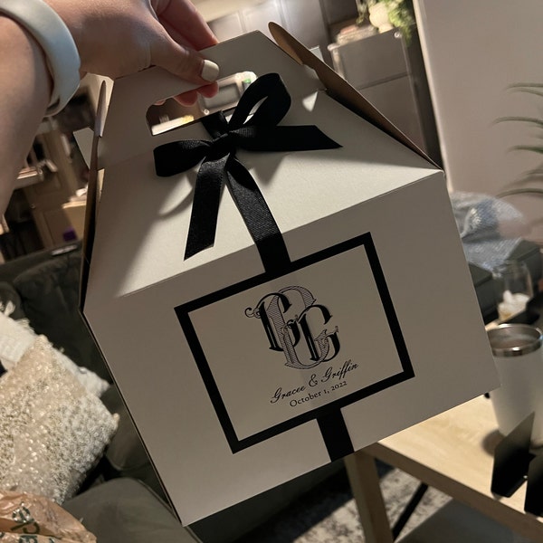 Hotel Wedding Box - Wedding Welcome Boxes With Matching Water Labels ...