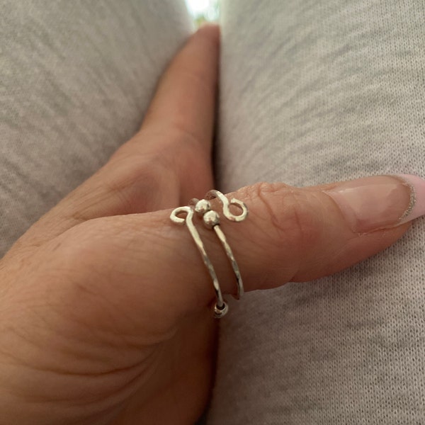 Fidget Thumb Ring, 925 Sterling Silver Wire & Balls, Hand Hammered ...