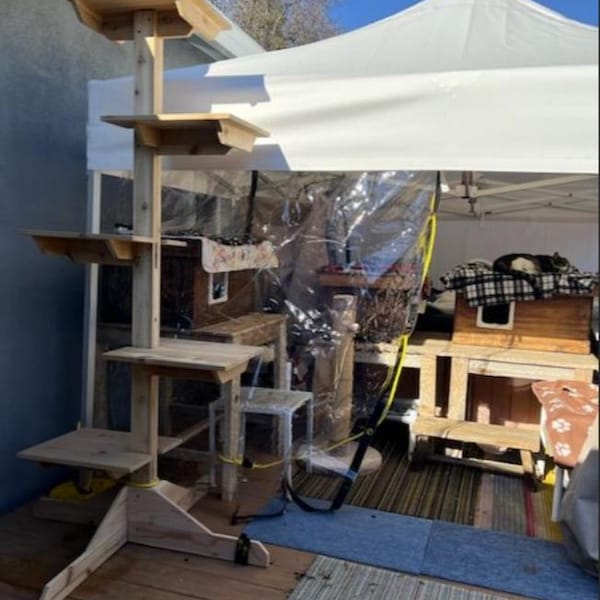 5 Perch Outdoor Cedar Cat Tree Tower Has 5 Levels. Our Tallest Tree for ...