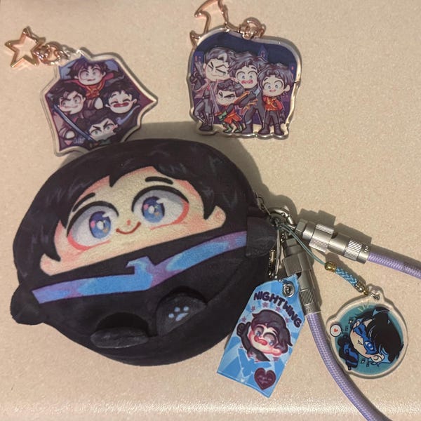 Hawks Keychain Hero Charm - Etsy