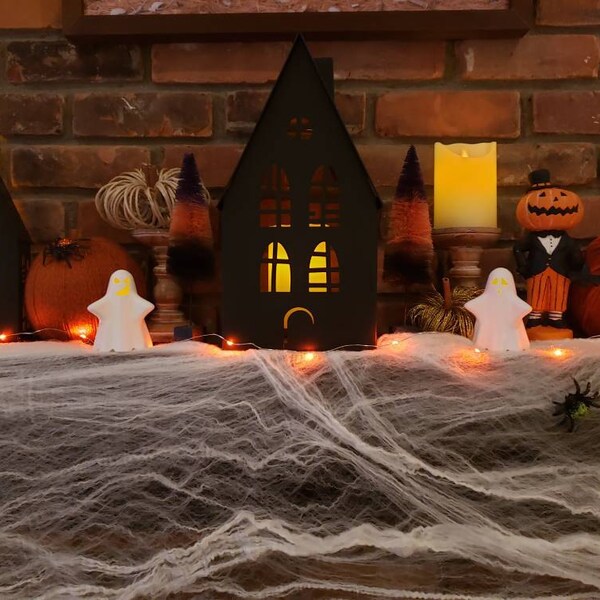 Spooky Ghosts W/ Flickering LED Candle | Halloween Decor | Mcgadgets ...