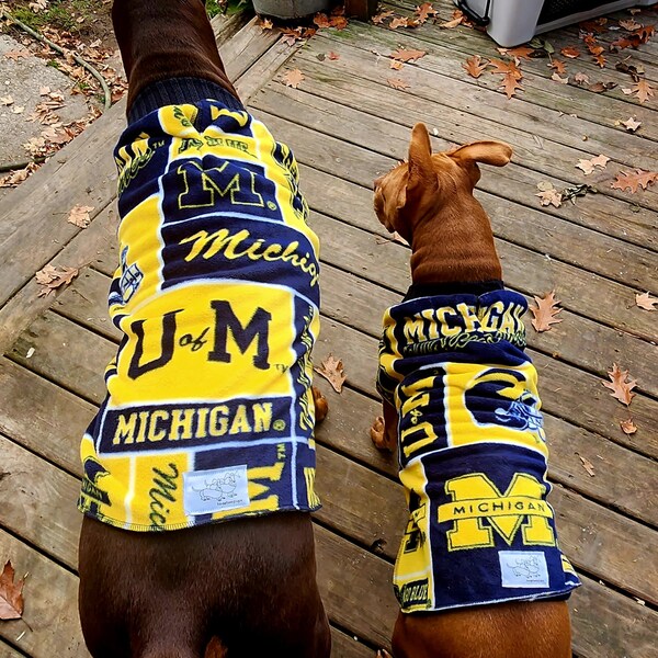 University of Michigan Wolverines Football Fleece Dog Coat, Ncaa/big ...
