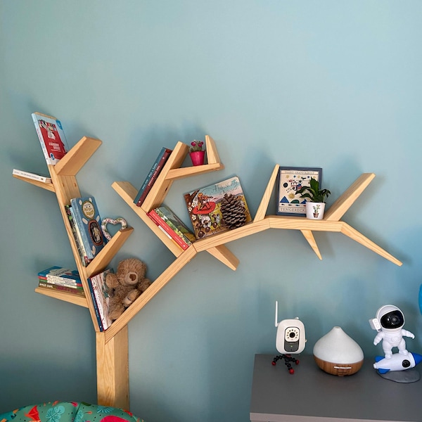 Handmade Pine Wood Tree Branch Bookshelf, Natural Wood, Kids Bookshelf ...