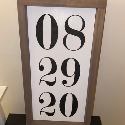 Rustic Wedding Date Sign Wedding Anniversary Gift Vertical - Etsy