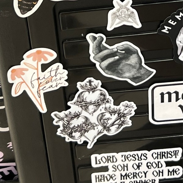 Three Hearts of the Holy Family Sticker - Catholic Sticker - Etsy
