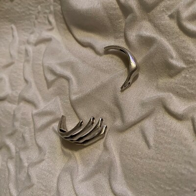 Anatomical Gripping Hand Skeleton Ring, Silver Finger Ring, Cool Wrap ...