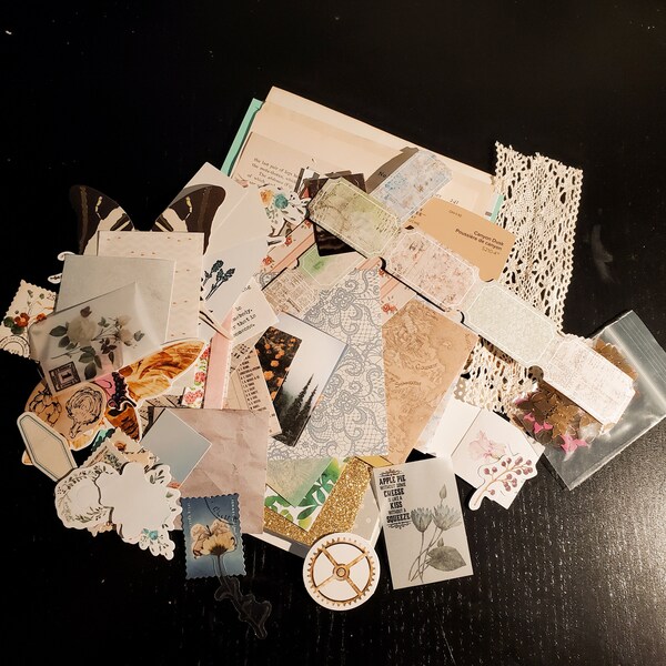 Cottage Core Themed (40 Piece) Junk Journal Kit - Scrapbooking ...