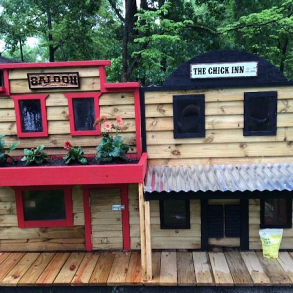 CHICKEN COOP Sign. the Chick Inn, Est. 2020. Hand Painted Wooden Sign ...