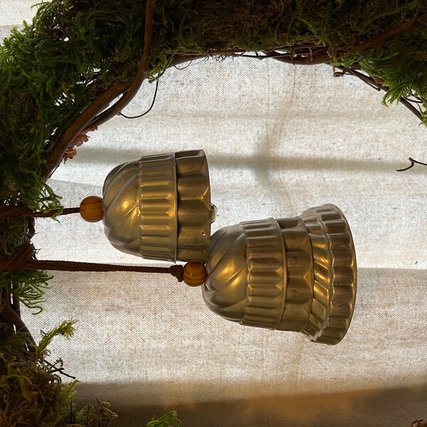 Hazel Atlas Waffle and Syrup Pitchers - Floral Pitchers - Waffle Pourer ...