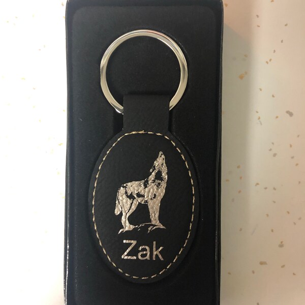 Faux Leather Oval Keychain, howling Wolf, Personalized Engraving ...