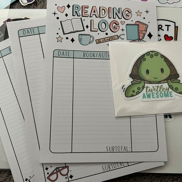 Bookworm Sticker / Book Lover Sticker / Reading Sticker / Die Cut ...