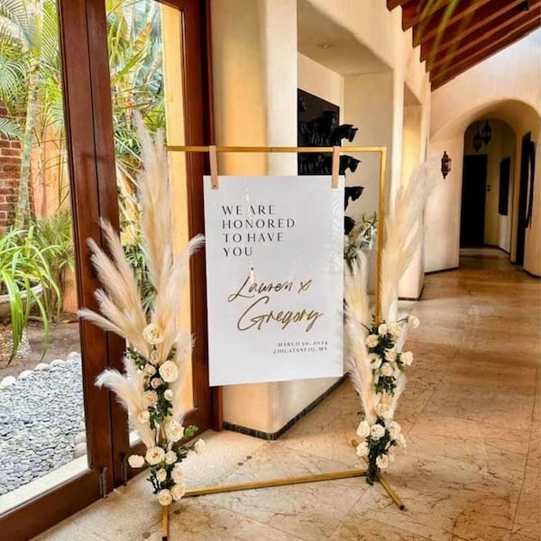 White Acrylic Wedding Sign With 3D Gold Mirror Names - Wedding Welcome ...