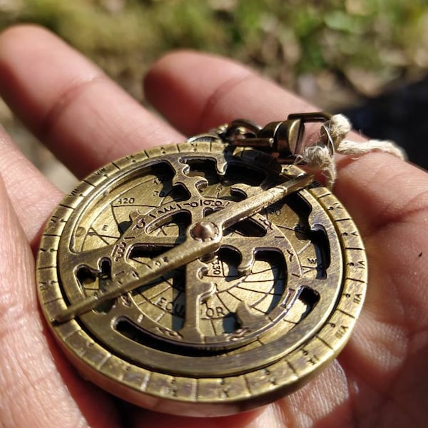 Astrolabe With Mini Stand, Astrolabio, Astronomy, Navigation Instrument ...