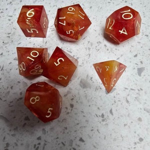 Zero-one hatsune Miku Inspired Dice Set for Dungeons and Dragons ...
