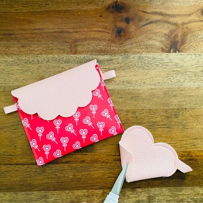 Faux Leather Bag SVG Template, Scalloped Girls Purse SVG, Toddler Handbag SVG Cross Body Pixie ...