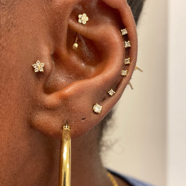 14k Gold Daith Piercing Curved Flower Barbell..16g.. .8mm - Etsy