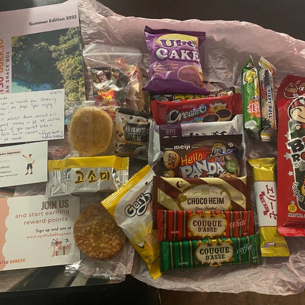 Asian Snack Box Best Value Snack Box Drinks & Full Size Assorted ...