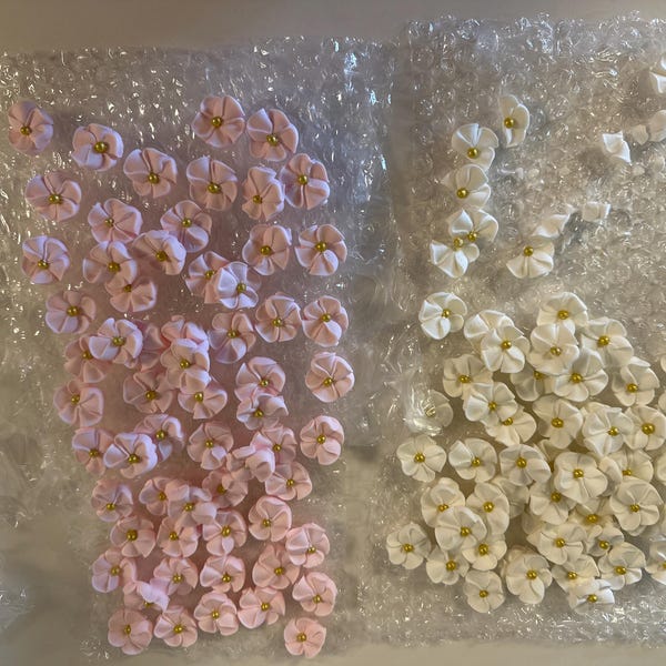 100 Royal Icing Flowers ( 50 Ivory and 50 Green) Approx. Size 3/4” With ...