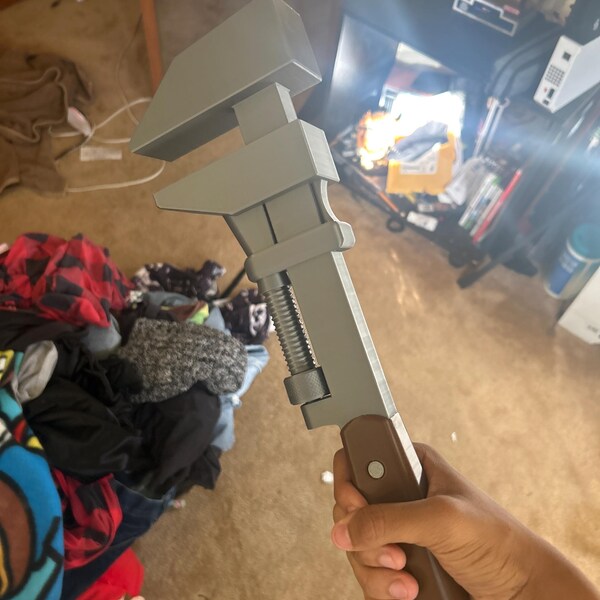 Team Fortress 2 Wrench Prop | Lifesize 3D Printed TF2 Engineer Wrench ...
