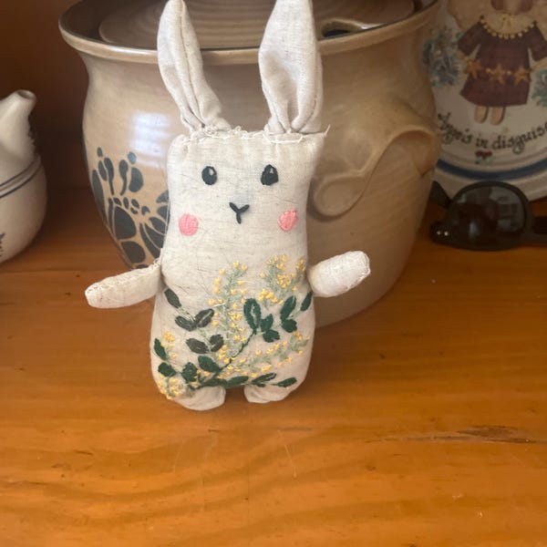 Hand Floral Embroidery Kit for Beginner, Rabbit Sewing Kit, Bunny Toy ...