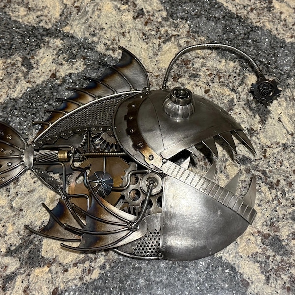 Metal Spider Sculpture: Handmade Welding Art, Steampunk Tarantula Decor ...