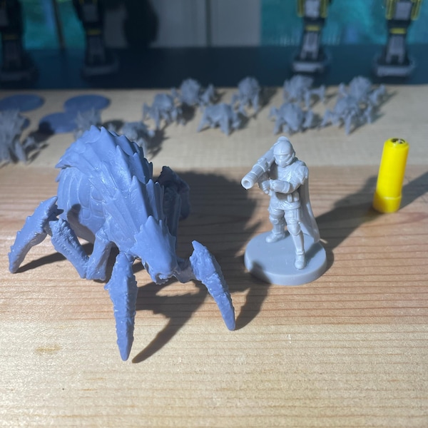 Charger / Behemoth- Helldivers 2 - 3D Printed Miniture Sculpture - Etsy