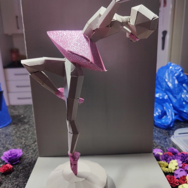 Ballerina (3) Papercraft -SVG, PDF- 3D Decor Sculpture, Low Poly ...