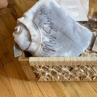 Embroidered Saved. Redeemed. Set Free. Sweatshirt Christian - Etsy