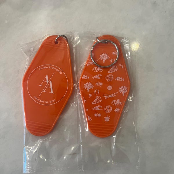 Vintage Hotel Key Chains With Foil Stamped Custom Logo, Gold or Sliver ...