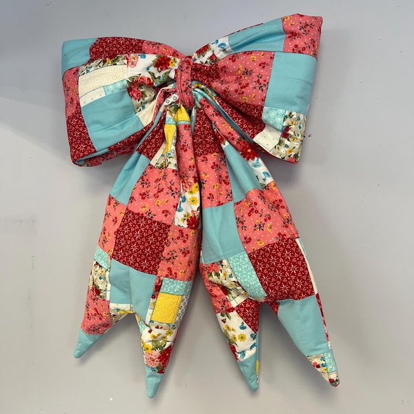 The Big Giant Quilted Bow Pattern – DIY Oversized Patchwork Bow, Bow ...