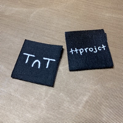 300 Custom Sleeve Hem Tags, Custom Hem Tags, Hem Tags on T-shirt ...