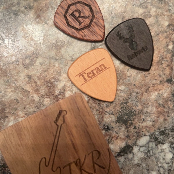 Personalized Wooden Guitar Picks Box,custom Engraved Guitar Pick Holder ...