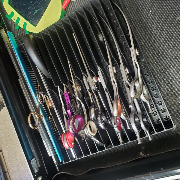 The Sarabi V2 - Lay Flat Dog Grooming Scissor Holder | Holds 11 ...