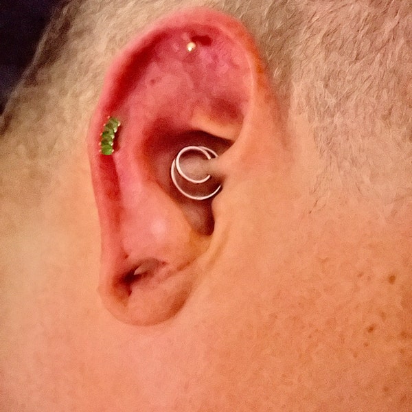 14K Solid Gold Skull Tragus Piercing,tragus Piercing, Daith Piercing, Stud Ear Piercing, 14K ...