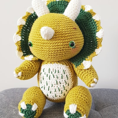 CROCHET PATTERN AMIGURUMI: Kyo the Baby Triceratops english/français ...