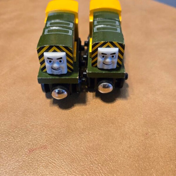Thomas Train Lot Take-n-play Paint Splatter Vintage THOMAS Decopac Wind ...
