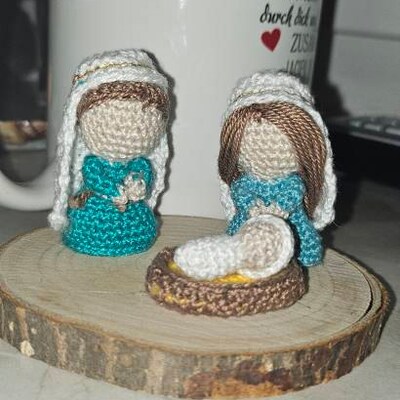 PATTERN: Micro Mini Doll, Amigurumi Pattern, Miniature Doll, One Inch ...