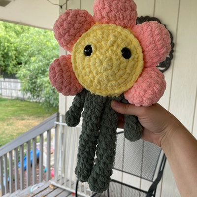 The ORIGINAL Groovy Flower Crochet Pattern / Low Sew Crochet - Etsy