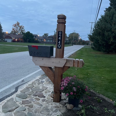 Hanging Reflective Mailbox Post Sign, Ariel Font, up to 5 Numbers - Etsy