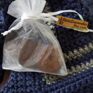 1.25 Round Vegan Leather Knitting Labels Custom | Etsy