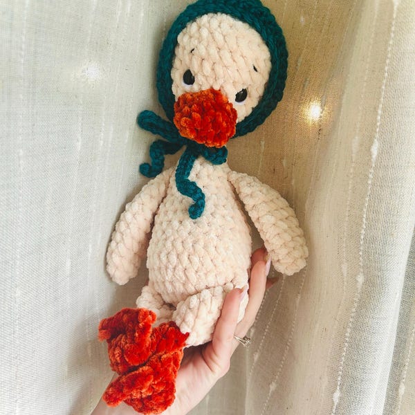 Goose Crochet Pattern / Gigi the Silly Goose Crochet Pattern / Low Sew ...