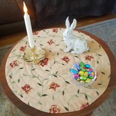 Round Table Topper Centerpiece Mat Multicolor Jacobean Floral Jacquard ...