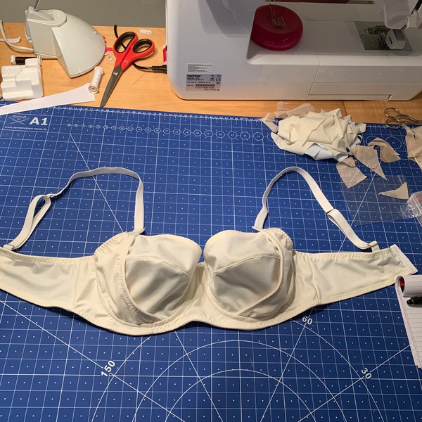 Black Beauty Bra, Sizes 28-40 B-DD | PDF Sewing Pattern - Etsy