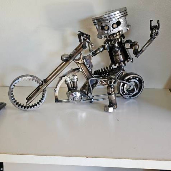 Small Piston Figure - Etsy