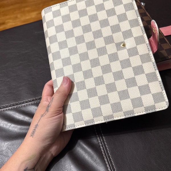 Bunny Budget Ahead Savings Challenges | 12 Essential Budget Categories ...