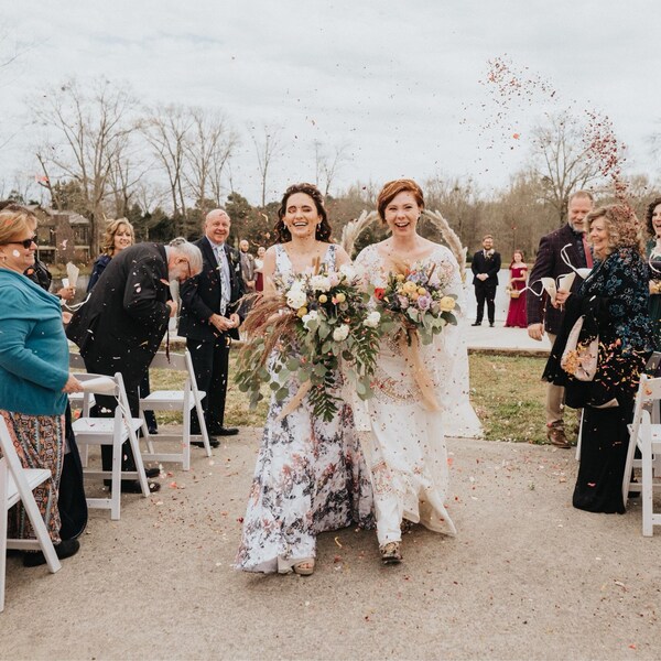 Pick Your Confetti! 30 Types 100% Biodegradable Confetti Petals ...