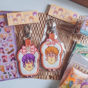 BTS Gummy Bears Shaker Charms - Etsy