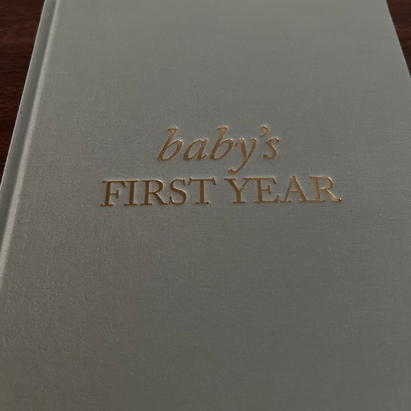 Holiday Memory Book: Christmas Scrapbook Album and Family Journal First ...